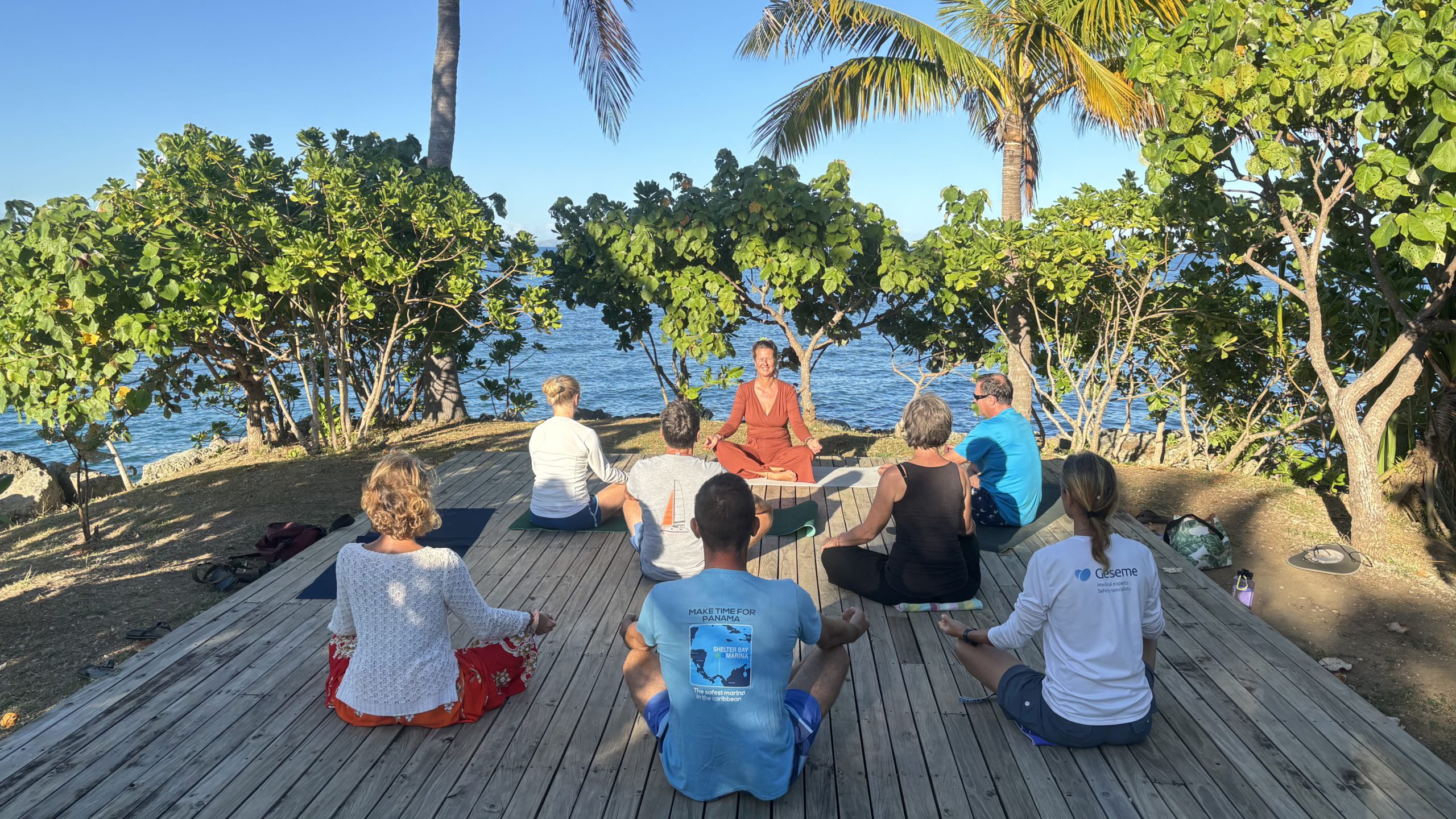 Yoga in Fiji – From Solo Practice to Shared Connection - Sailing Loveworkx